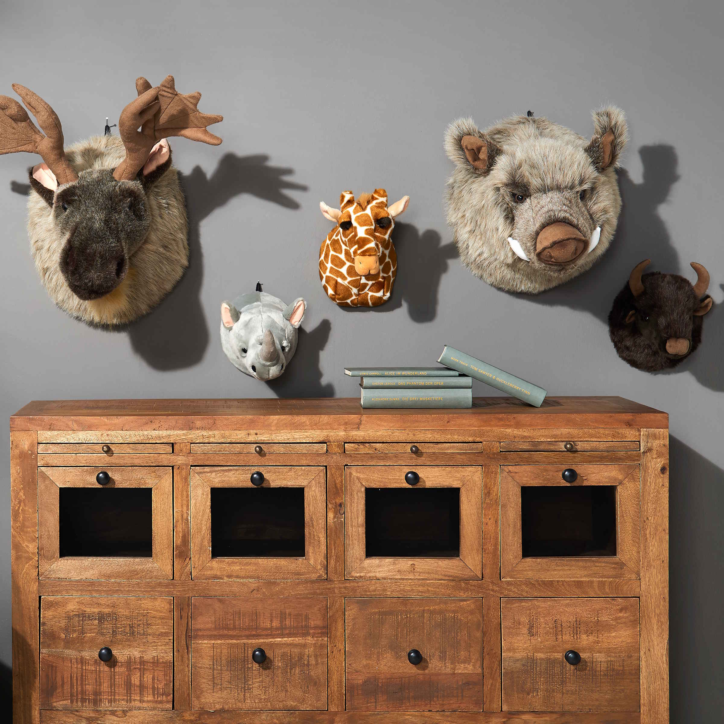 HALALI Large wild boar head - BUTLERS Malta