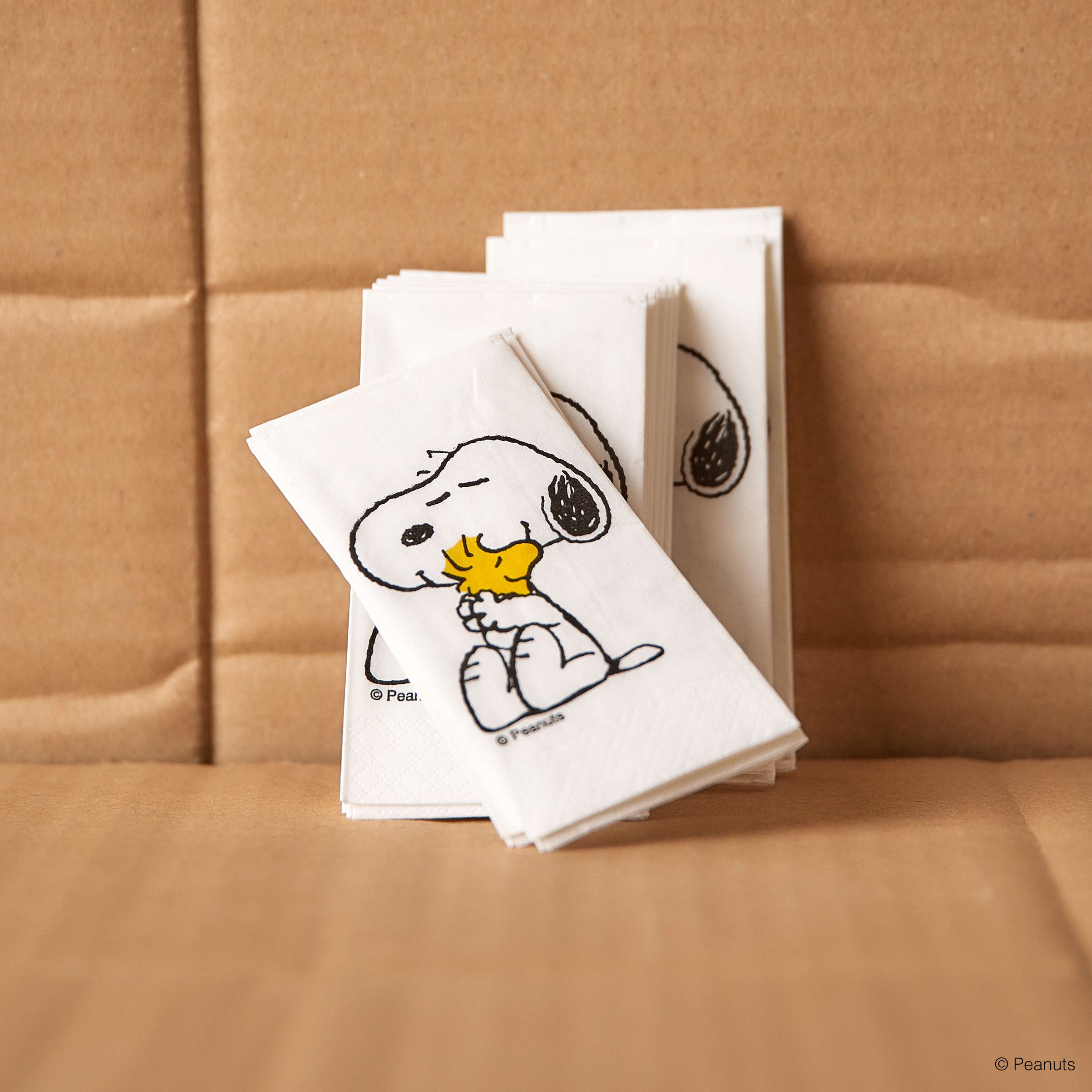 PEANUTS Snoopy & Woodstock paper tissues - BUTLERS Malta