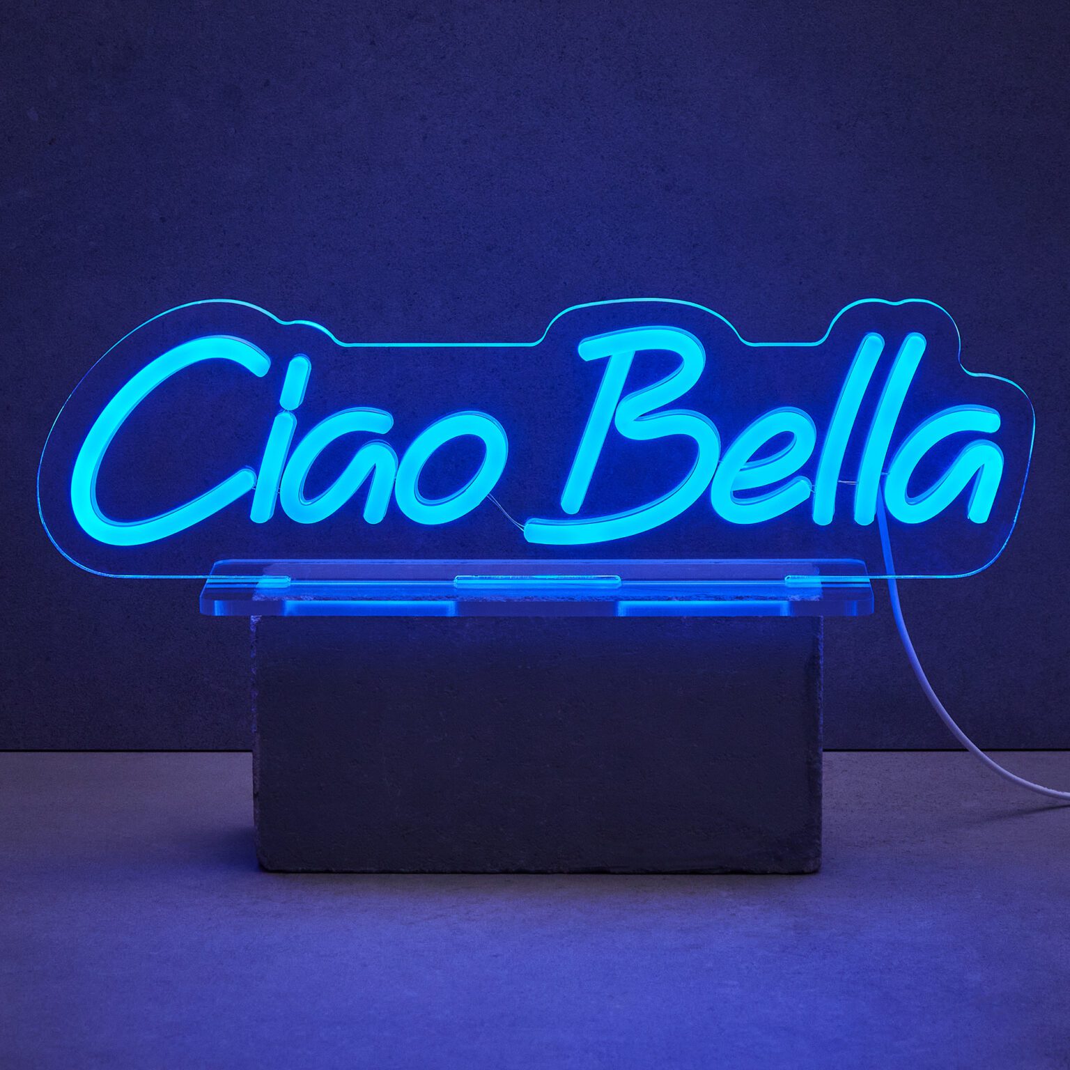 NEON VIBES LED light with USB cable, Ciao Bella 12cm - BUTLERS Malta